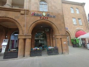 Bubble House (Tigran Mets Avenue No:41, Vanadzor), kafe  Vanadzor'dan