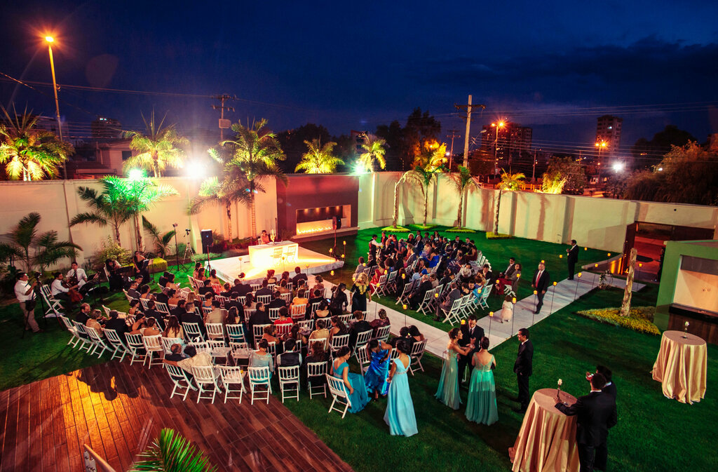 Kutlama sunucuları El Portal, Cochabamba, foto