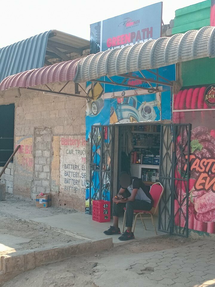 Otomobil yedek parçaları Nickett Auto Spares, Lusaka, foto
