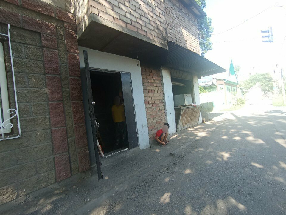 Fast food Zhany Bishkek samsasy, Bişkek, foto
