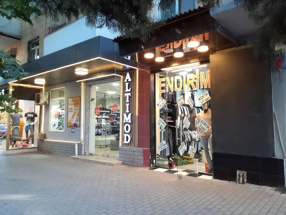 Giyim mağazası Geyim magazası, Bakü, foto