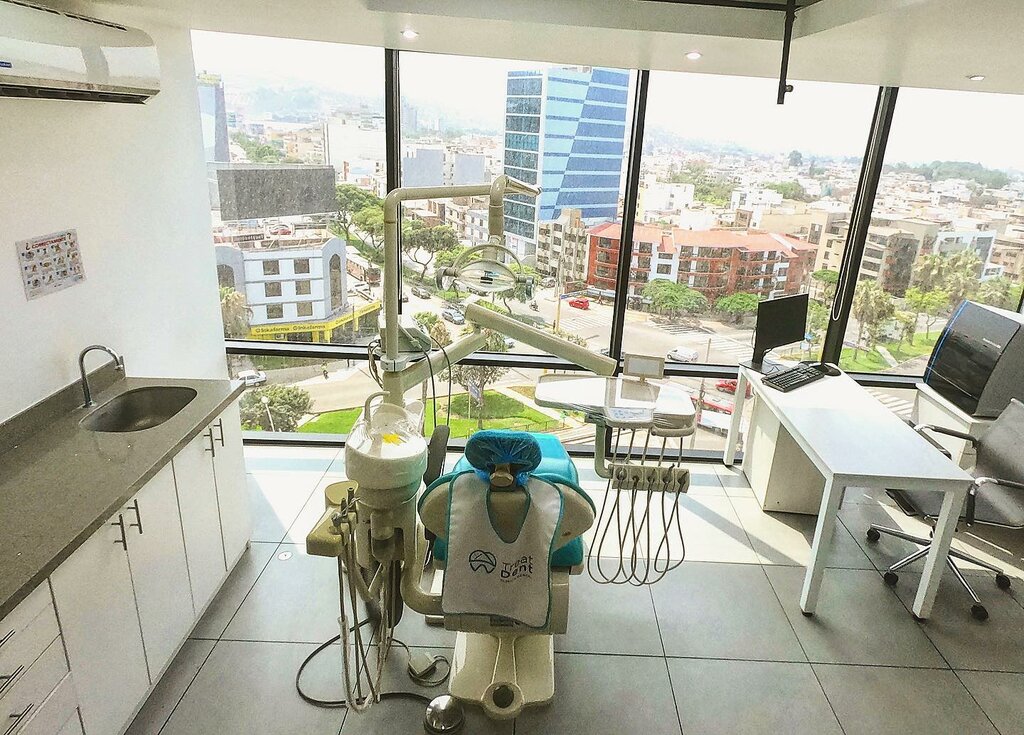 Özel ağız ve diş sağlığı klinikleri ve muayenehaneleri TreatDent, Lima, foto