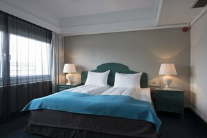 Dronningen Hotel (Vestre Strandgate No:7), otel  Kristiansand'dan