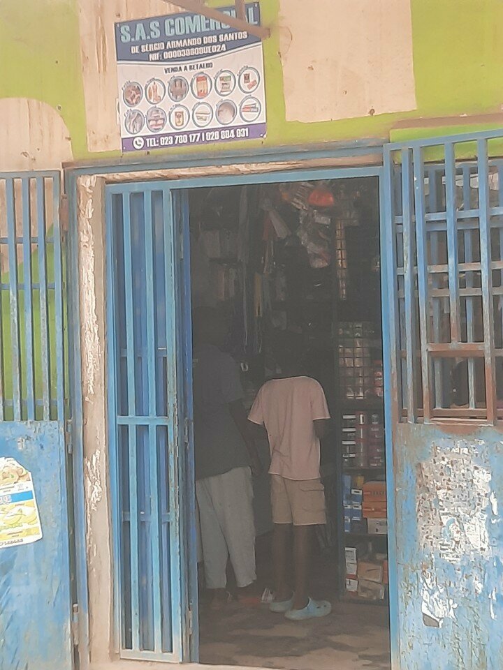 Satış ofisi S. A. S Comercial, Loanda, foto