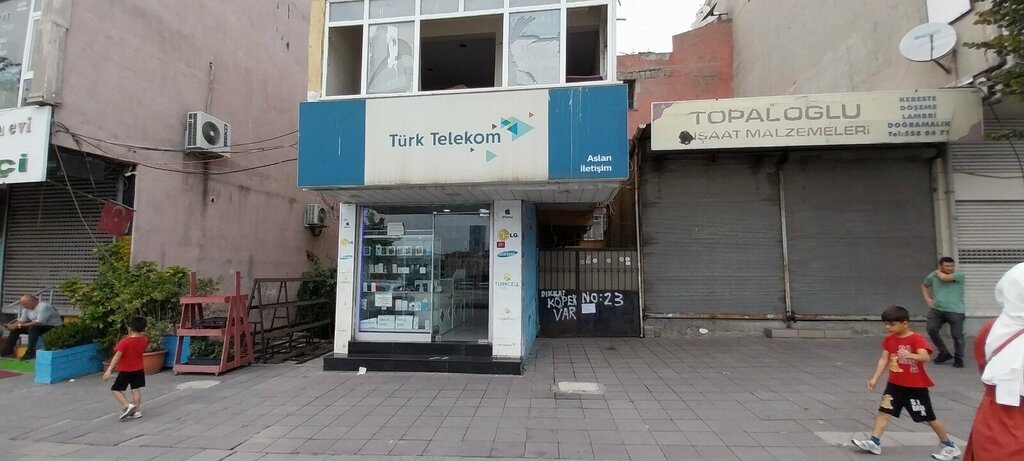 Cep telefonu aksesuarları Aslan iletişim, İstanbul, foto