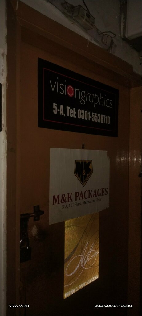 Grafik tasarımcılar Vision Graphics, Islamabad, foto