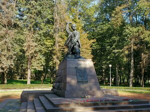 Skvier Marata Kazieja (Minsk, Marata Kazieja Square), meydan  Minsk'ten
