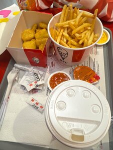 KFC (Orzu Mahmudov koʻchasi No:22), fast food  Semerkant'tan
