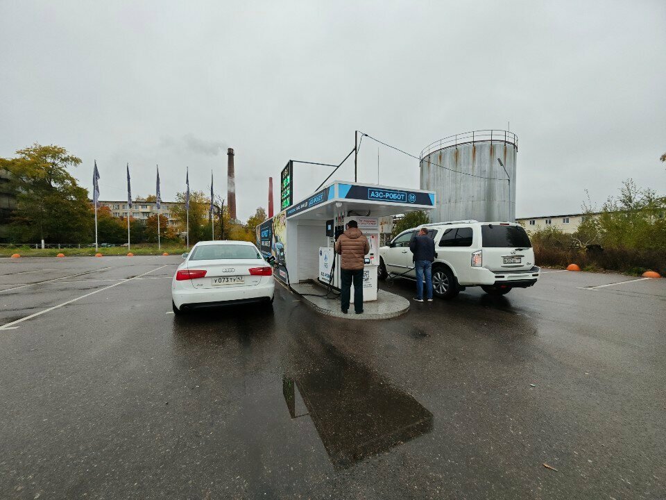 Benzin istasyonu Vyborg Gas, Vyborg, foto