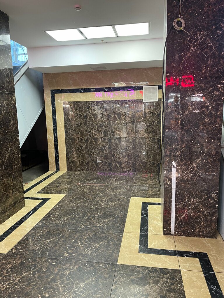 ATM'ler Т-Банк, Kronstadt, foto