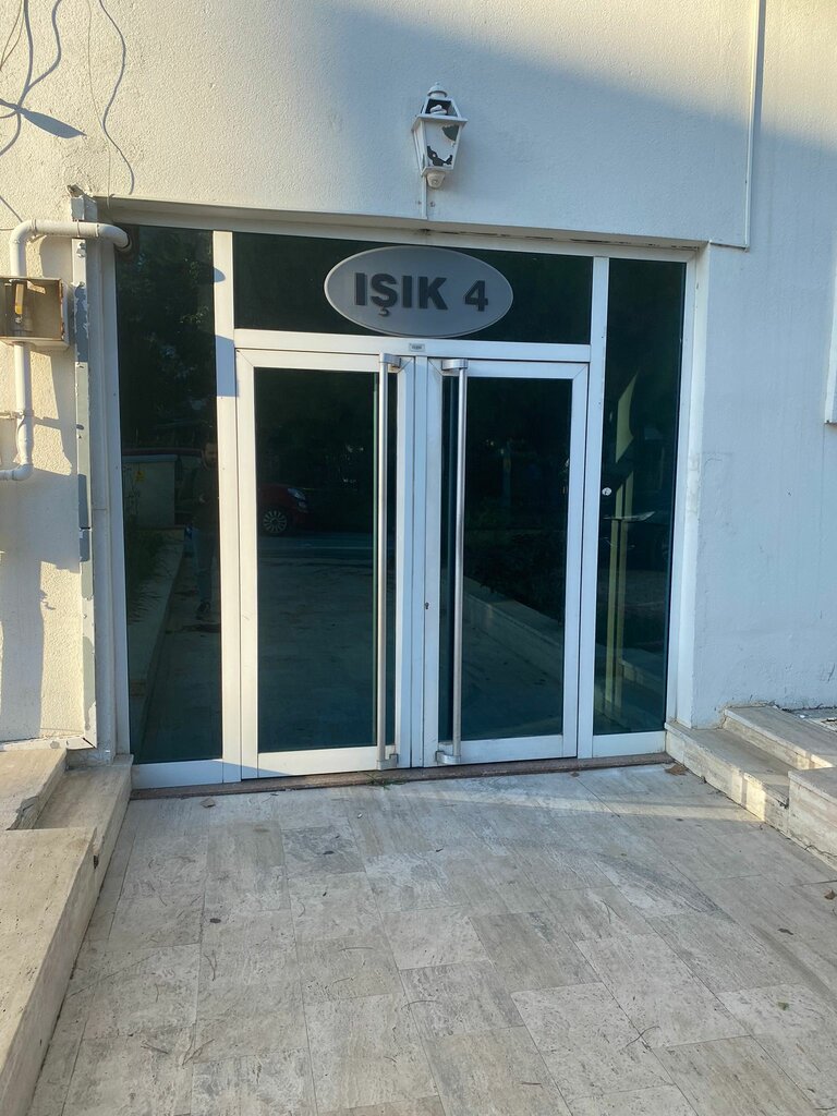 Diş sağlığı poliklinikleri Uzm. Dr. Beyhan Işık, Bursa, foto
