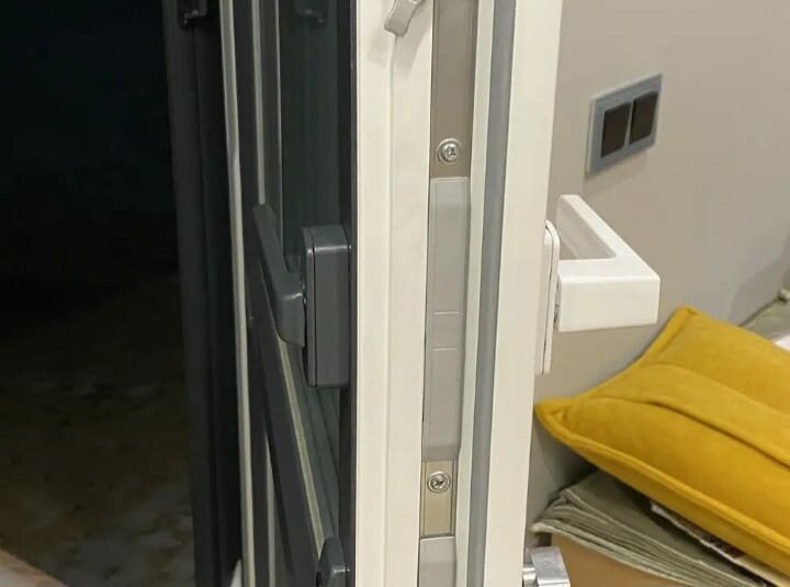 Pencere onarımı Ремонт окон, Novosibirskaya oblastı, foto