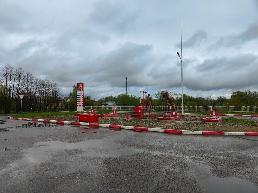 Benzin istasyonu Lukojl, Yaransk, foto