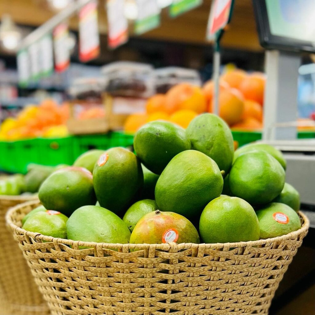 Süpermarket Bol'shoe yabloko, Sevastopol, foto