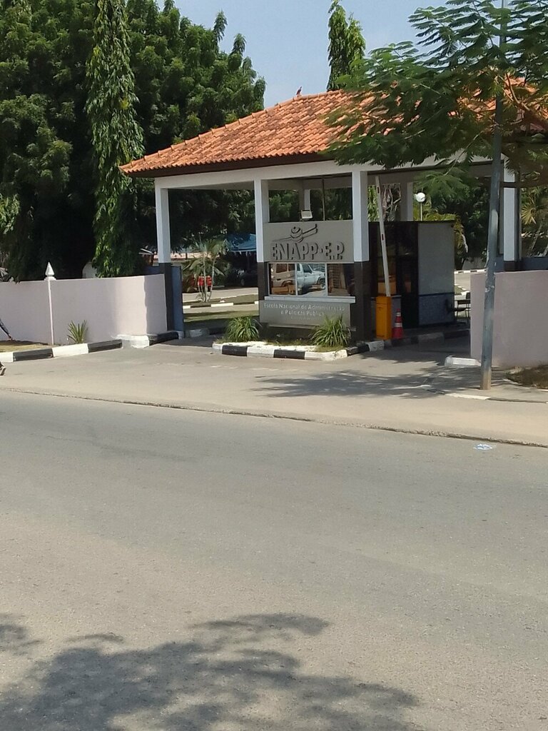 Özel okul Enapp, Loanda, foto