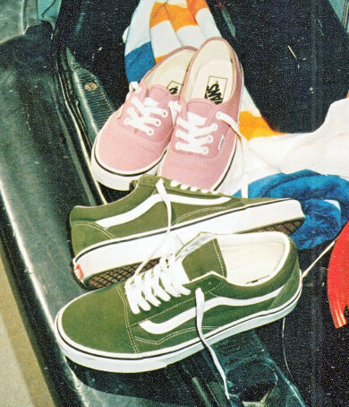 Ayakkabı mağazaları Vans, Cidde, foto