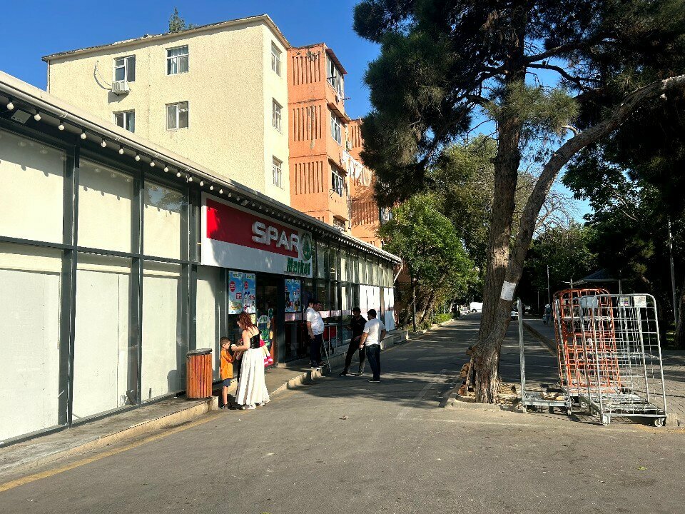 Ödeme terminali Milliön, Bakü, foto