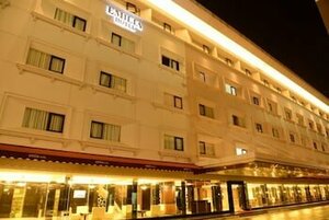 Emilia Hotel by Amazing (South Sumatra, Palembang, Jl. KH. Azhari), otel  Palembang'dan