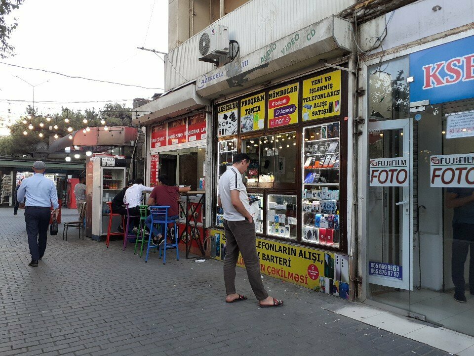 Telefon tamir servisi Telefon təmiri, Bakü, foto