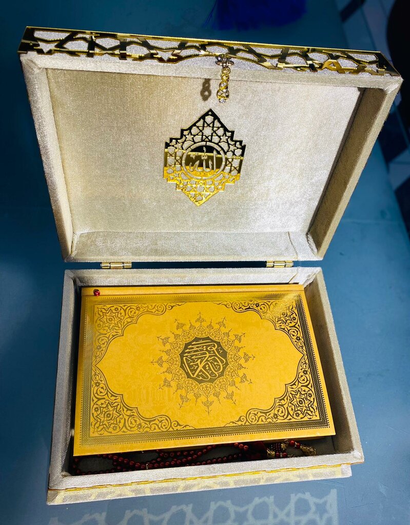 Reklam ekipmanları Kardeşler Kutu, İstanbul, foto