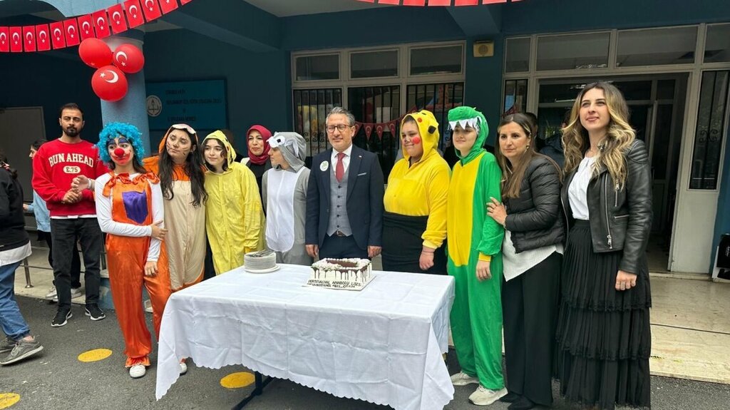 Lise Sultan Selim Mesleki ve Teknik Anadolu Lisesi, İstanbul, foto