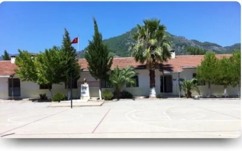 Ortaokul Çalı İmam Hatip Ortaokulu, Bursa, foto