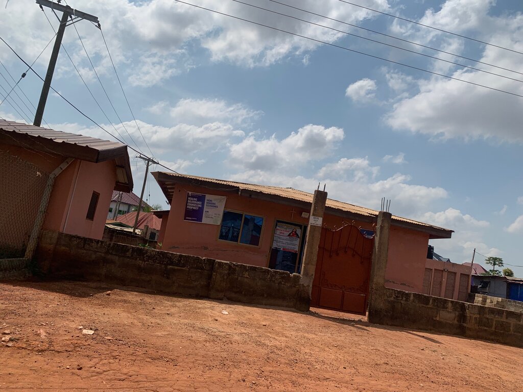 Katolik kiliseleri Touch of God International, Dünya, foto