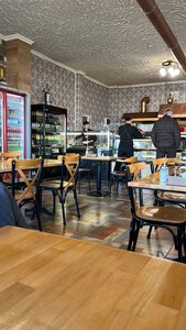 Express Doner (Turgenevskoye Shosse Street No:20Л, aul Novaya Adygeya), kafe  Adıge Cumhuriyeti'nden