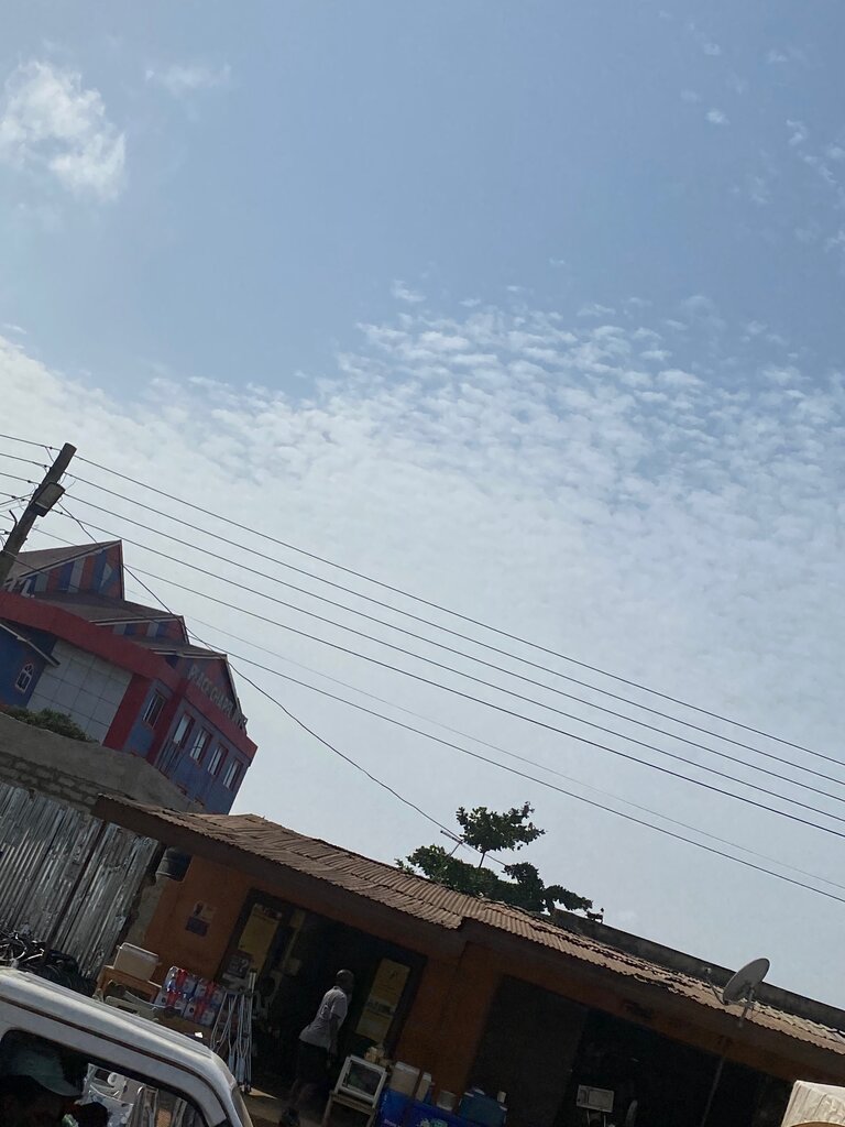 Protestan kilisesi Peace Chapel International, Akra, foto