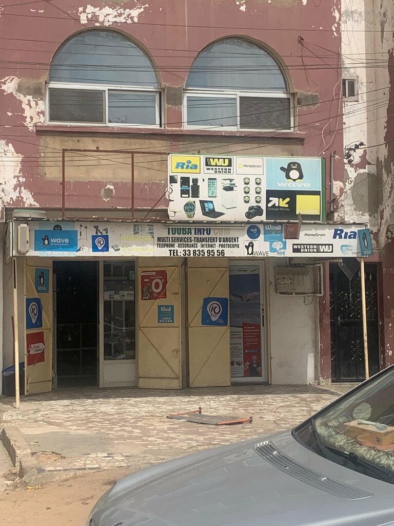 Para transferleri Kash Kash, Dakar, foto