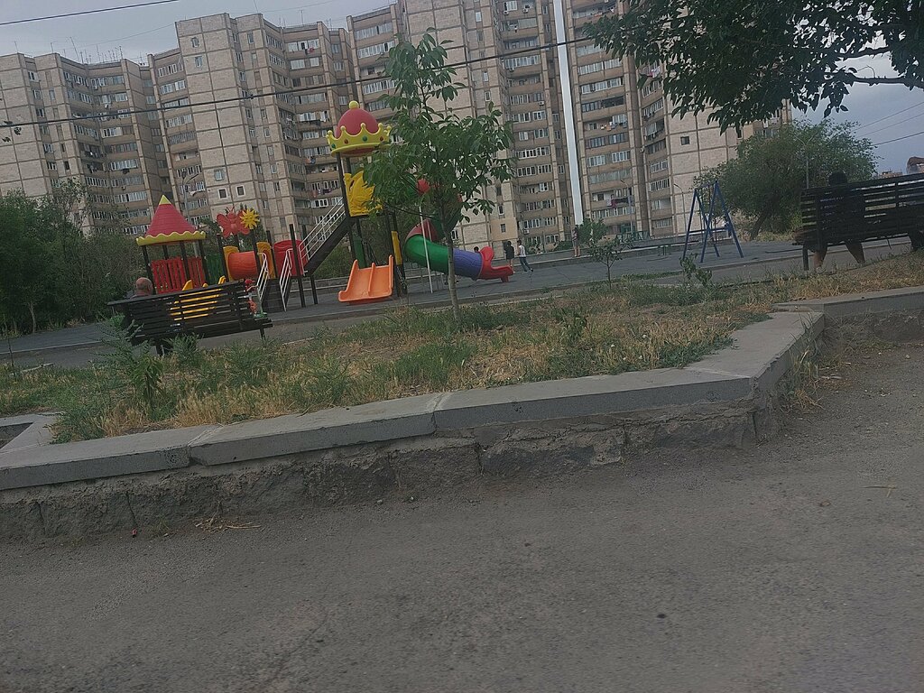 Kültür ve eğlence parkları 1st Chain Garden, Erivan, foto