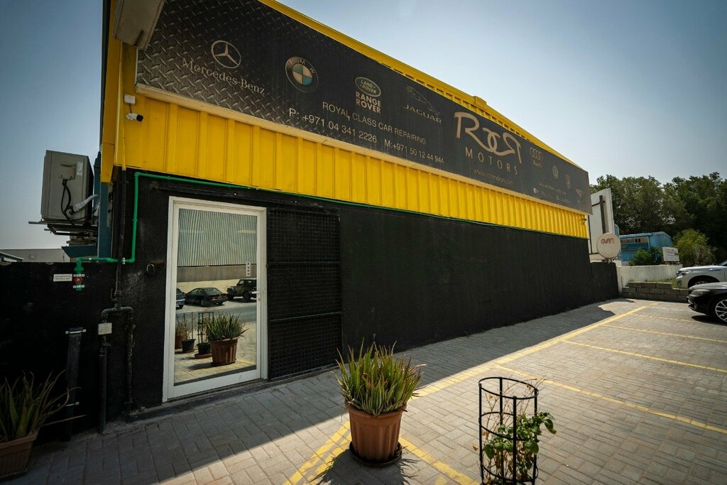 Otomobil servisi Royal Class Car Repairing, Dubai, foto
