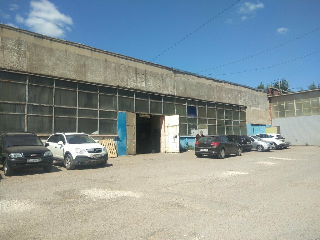 Otomobil servisi Свои люди, Kazan, foto