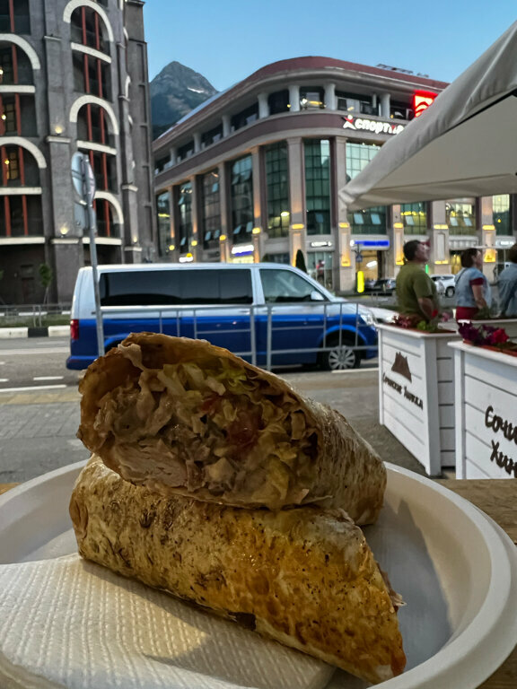 Fast food NaKuhne, Soçi, foto