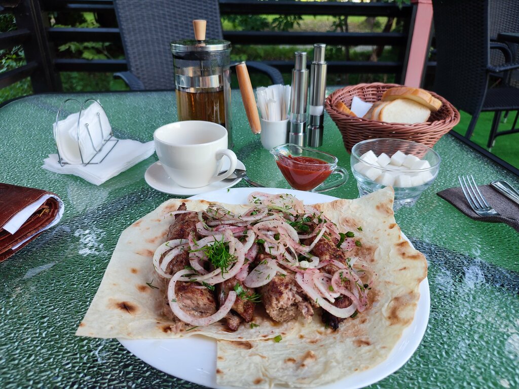 Kafe Дворик, Moskova, foto