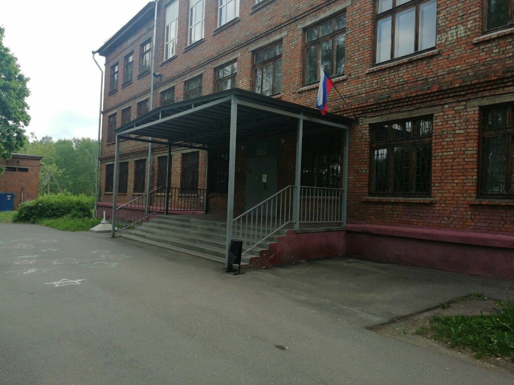 Ortaokul Munitsipalnoye obshcheobrazovatelnoye uchrezhdeniye Srednyaya shkola № 60, Yaroslavl, foto