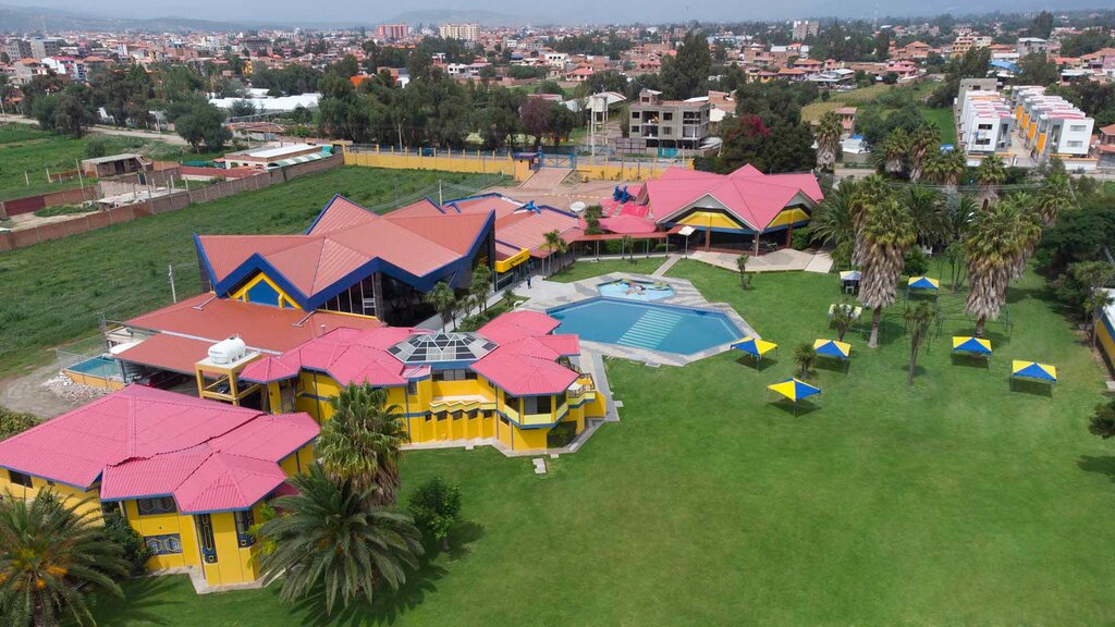 Yüzme havuzları Tourist Complex Azul & Azul, Cochabamba, foto