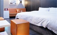 Antives Hotel (Gyeonggi Province, Goyang, Ilsandong-gu), otel  Goyang'dan