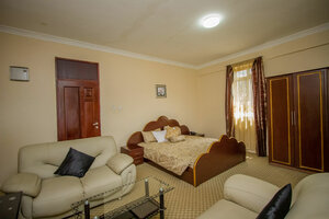 Grand Global Hotel (Kampala, Odwori Road), otel  Kampala'dan