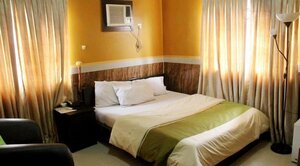 Inglesias Hotels (Tinubu, No 13 Martins Street, off Ojuelegba Road), otel  Lagos'tan