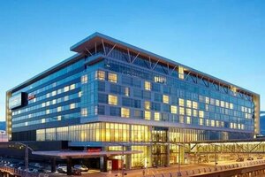 Montreal Airport Marriott In-Terminal Hotel (Quebec, Administrative region of Montreal, ville de Dorval), otel  Dorval'den