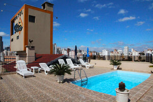 Hotel Flat Petras (Estado do Paraná, Curitiba), otel  Curitiba'dan