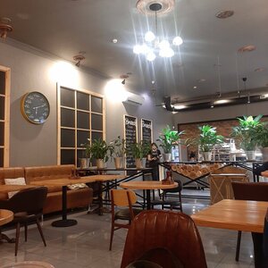 Branch (Dzerzhinskogo Street No:44А), kafe  Sakhalinsk'ten