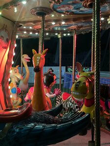 Ярко Парк 33 (Vladimir, Tsentralny park kultury i otdykha), lunapark  Vladimir'den