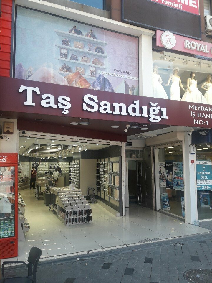 Bijuteriler Taş Sandığı, İstanbul, foto
