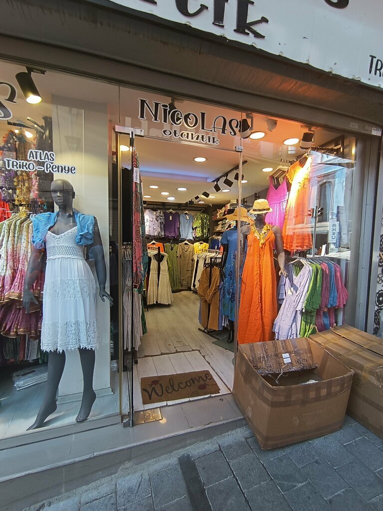 Toptan giyim Nicolas Otantik, İzmir, foto