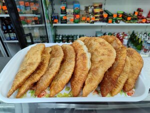 Кафе на 9 Мая (ulitsa 9 Maya No:1М, posyolok Akbulak), kafe  Orenburgskaya oblastından