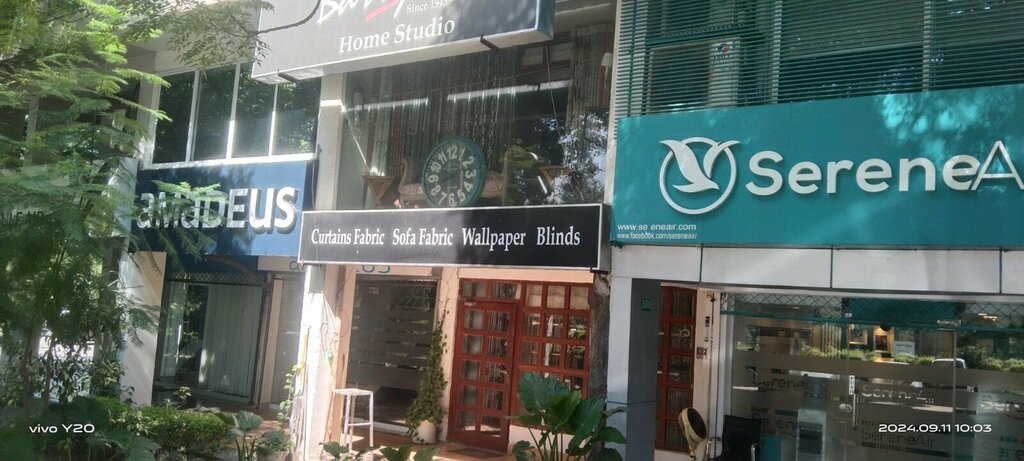 Mobilya aksesuar ve parçaları Barry's Home Studio, Islamabad, foto