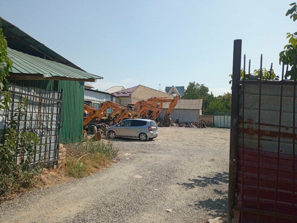 Yol yapım ekipmanları Дорожно-строительная техника, Oş İli, foto