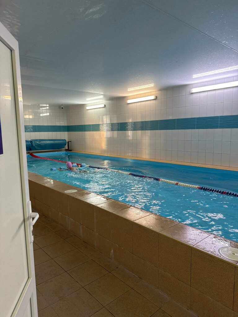 Yüzme havuzları Pearl, Timaşovsk, foto